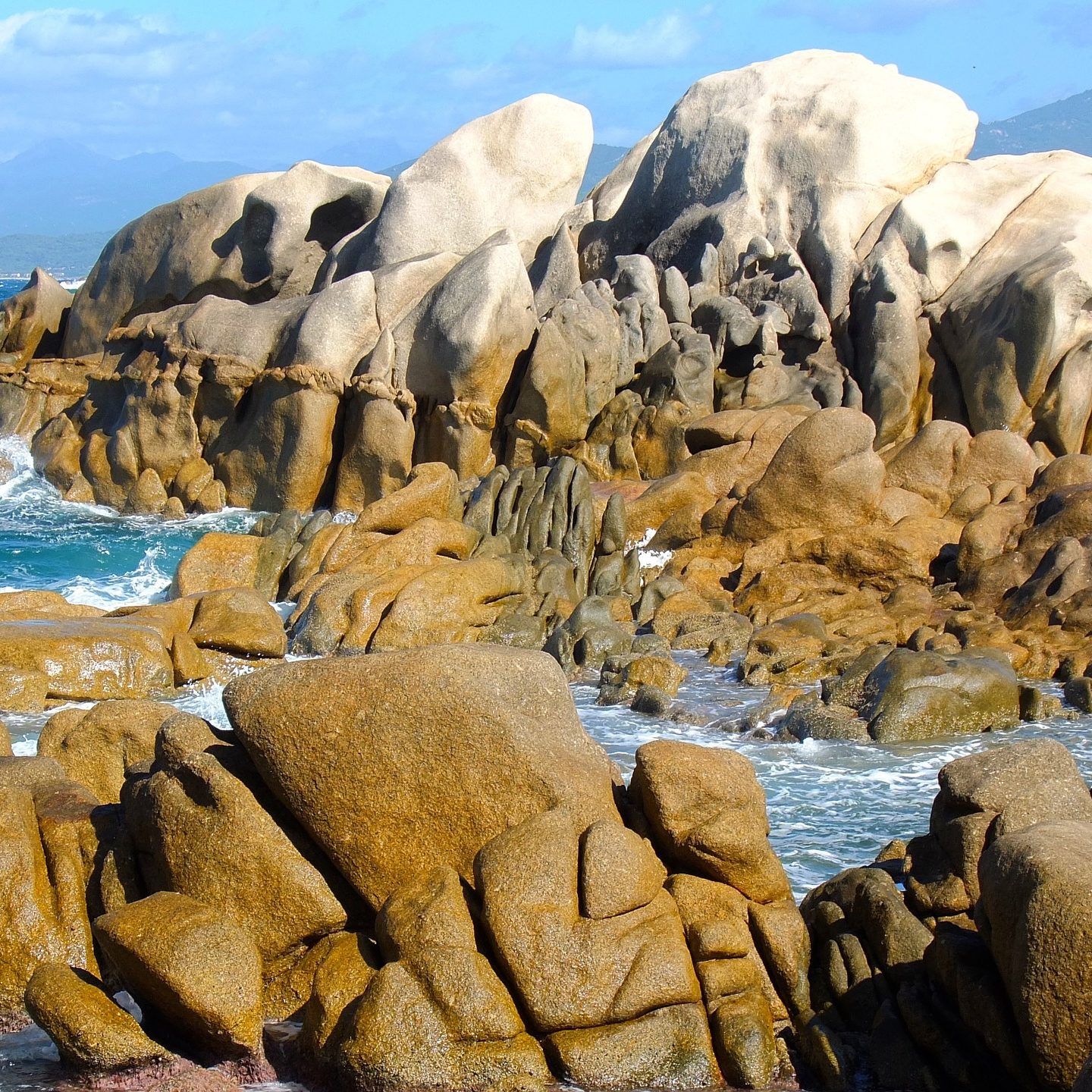 Du 8 au 19 juillet - Séjour itinérant en Corse - Randonnées, plages ...